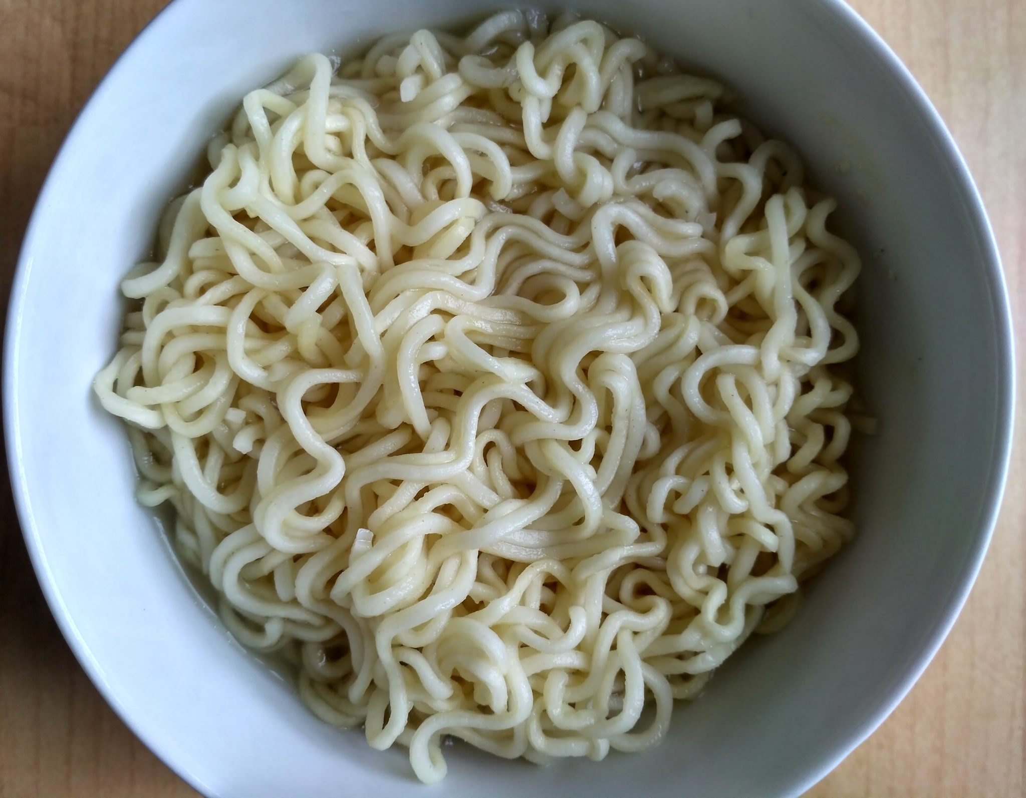 #2077: Noodlicious „Instant Noodles Vegetable Flavour“ - HAPPYSOUPER.de